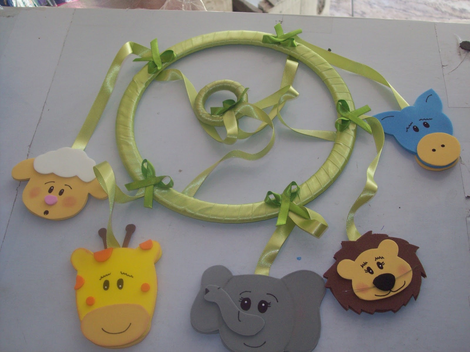 Artes da Pri e Cia.: Móbile em EVA