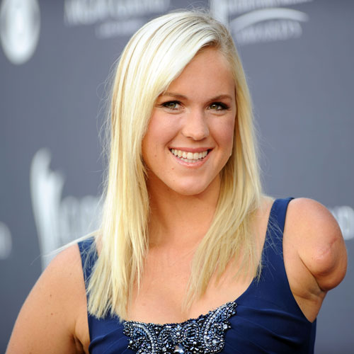 DO NOT STOP AND CARRY ON: Bethany Hamilton ♥