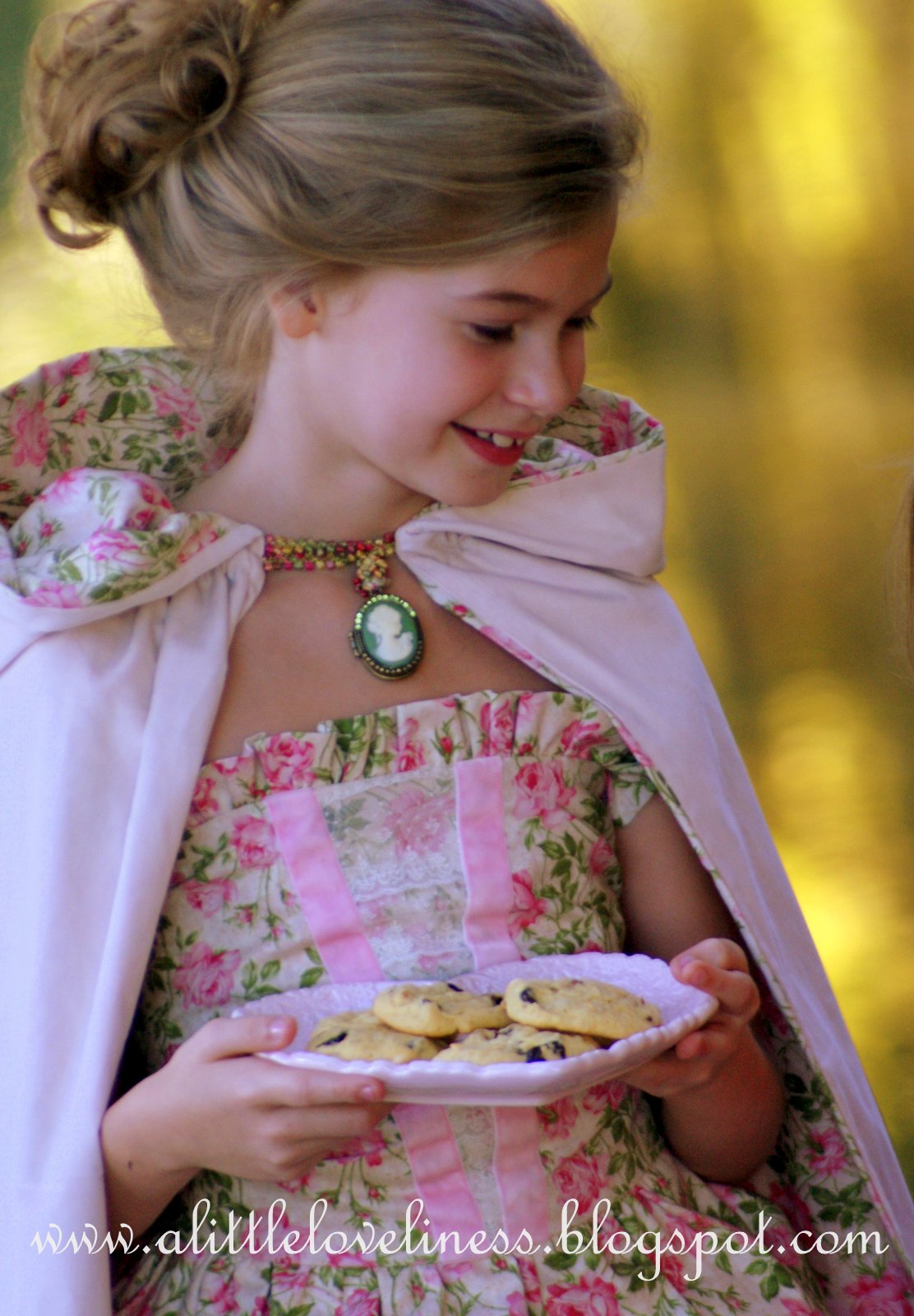 A Little Loveliness: Little Red Riding Hood Costume Tips & Tutorial