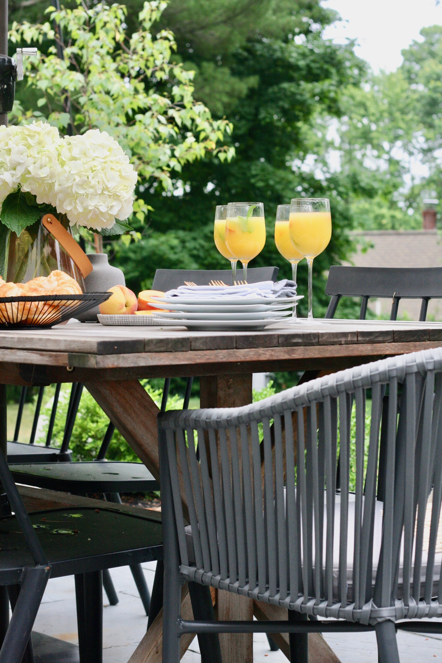 Dining Al Fresco with All Modern — S / N