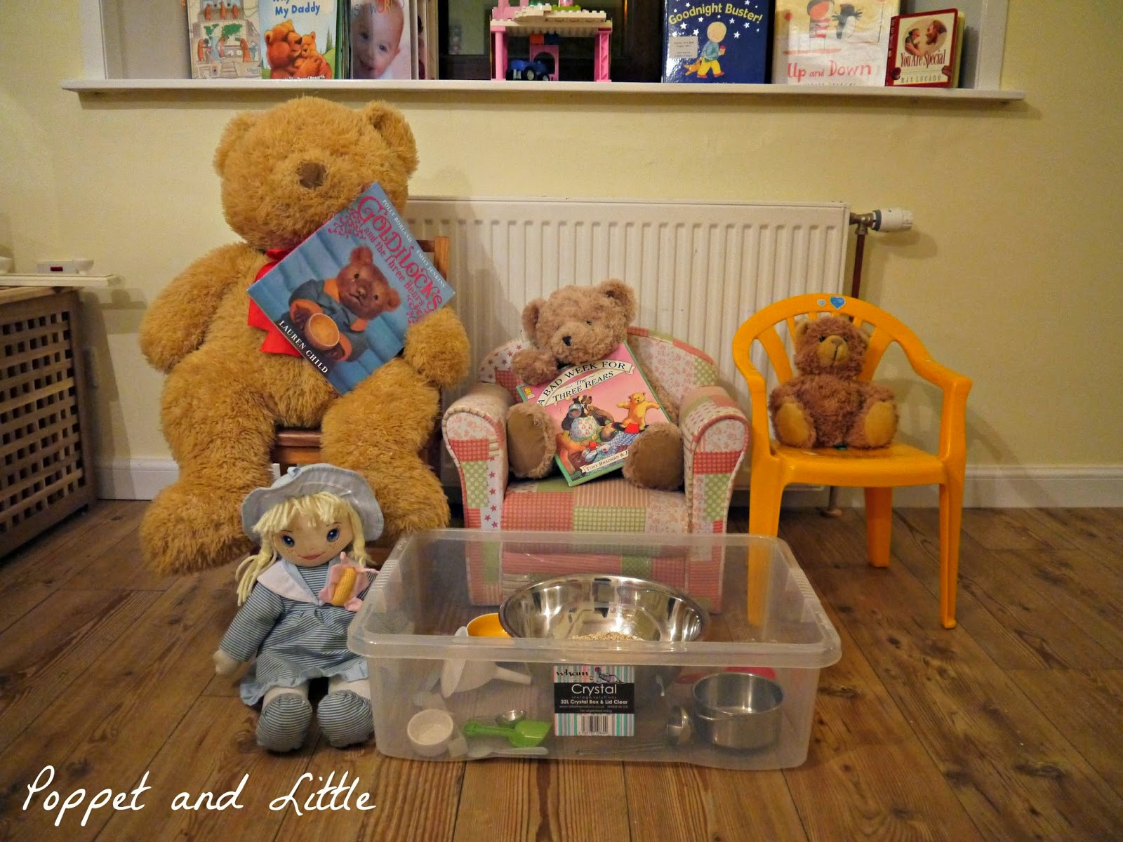 Poppet and Little: Goldilocks and the Three Bears Sensory Play