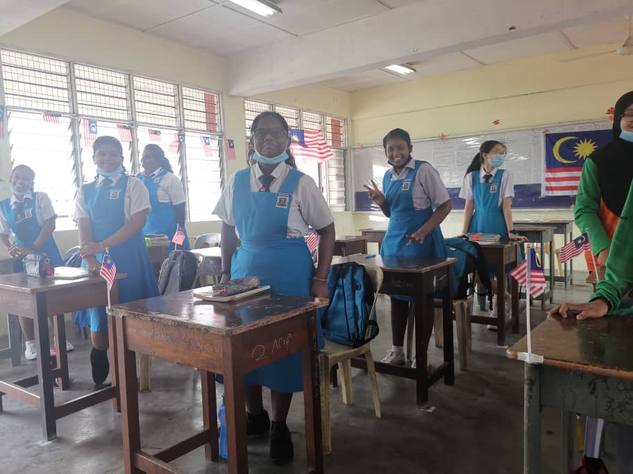 LAMAN BLOG SMK PRAI - PEA 0001: HIASAN KELAS MERDEKA - SMK PRAI 2020