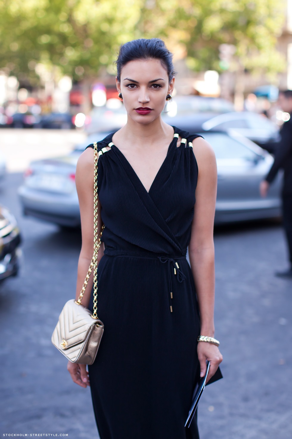 Pretty Ladies in Pretty Clothes - Bisous, Brittany