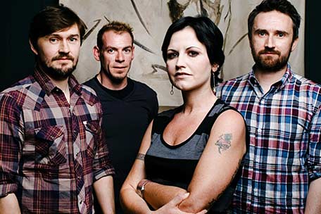 CD REVIEW! The Cranberries - Roses