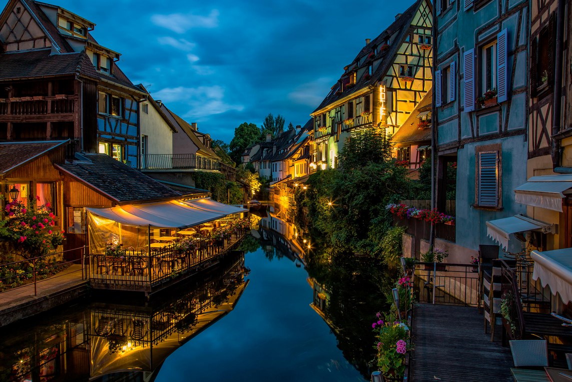 Let's travel the world!: The beautiful Colmar!