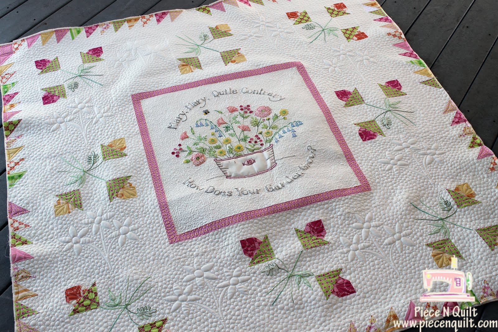 Piece N Quilt: Mary, Mary, Quite Contrary {custom machine quilting}