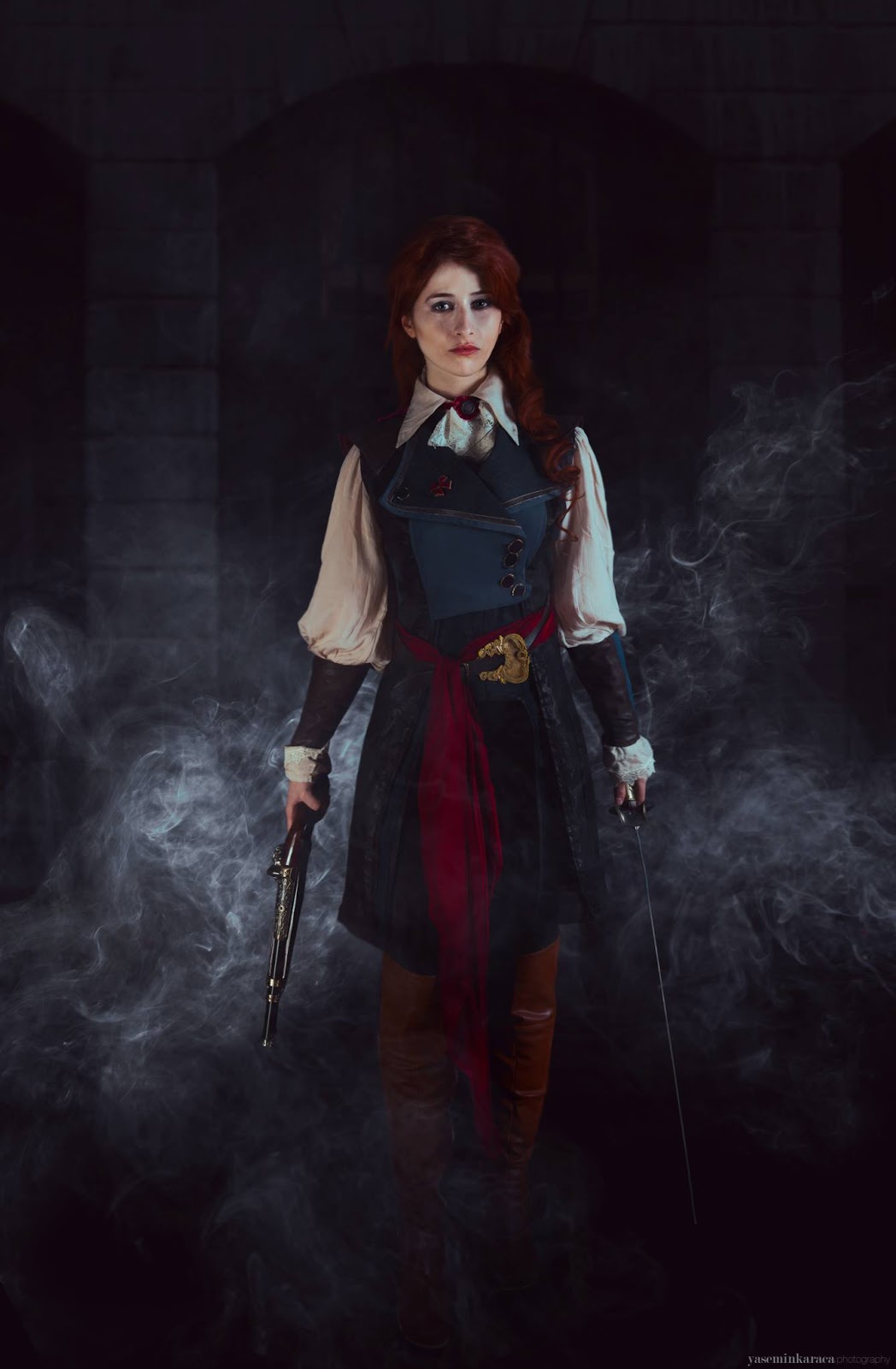 Elarte Cosplay: Assassin's Creed Unity - Elise de la Serre Cosplay Elarte Cosplay: Assassin's Creed Unity - Elise de la Serre Cosplay