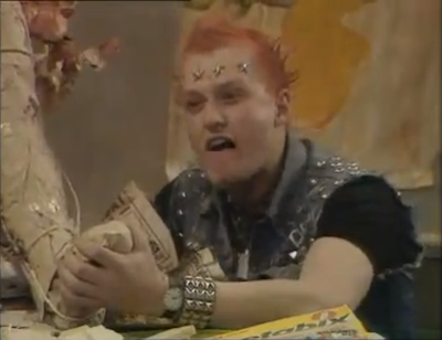 The BROWN COUCH: Tenancy Culture Studies: The Young Ones