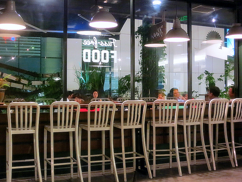 Eat Drink KL | Jamming With Elvis @ MyBurgerLab Seapark