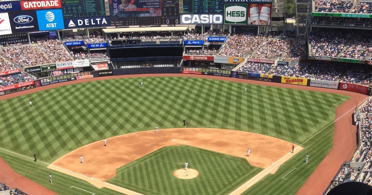 Baseball Cards Come to Life!: Wallet Card at Yankee Stadium