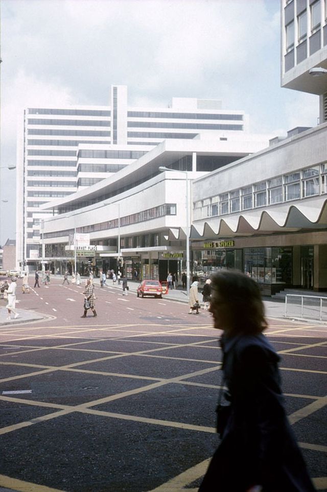 Fascinating Vintage Snapshots of Manchester in the ‘80s | Vintage News ...