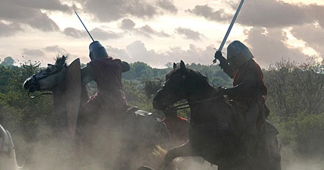 "Fall on your sword" nghĩa là gì?