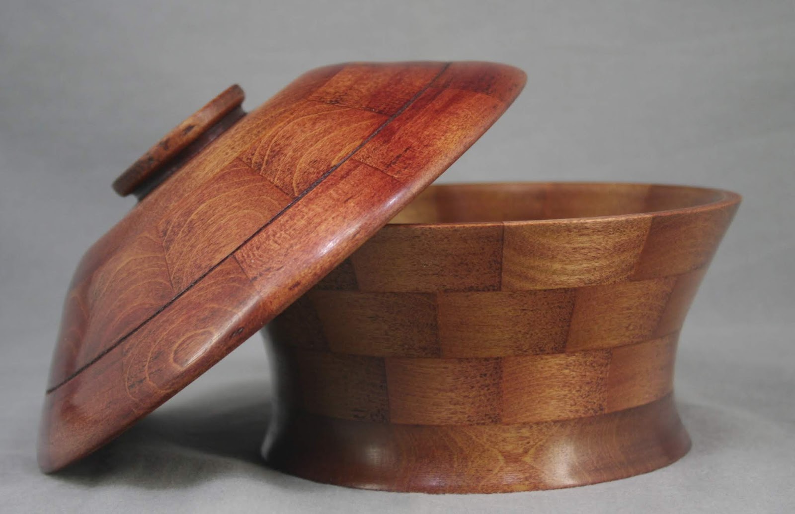 Scherer's Art Blog: Segmented Poplar Wood Box