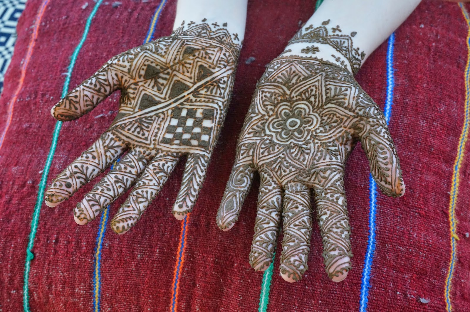 Eshkol HaKofer: Hey Hannaya: A Moroccan Henna Artist in Action