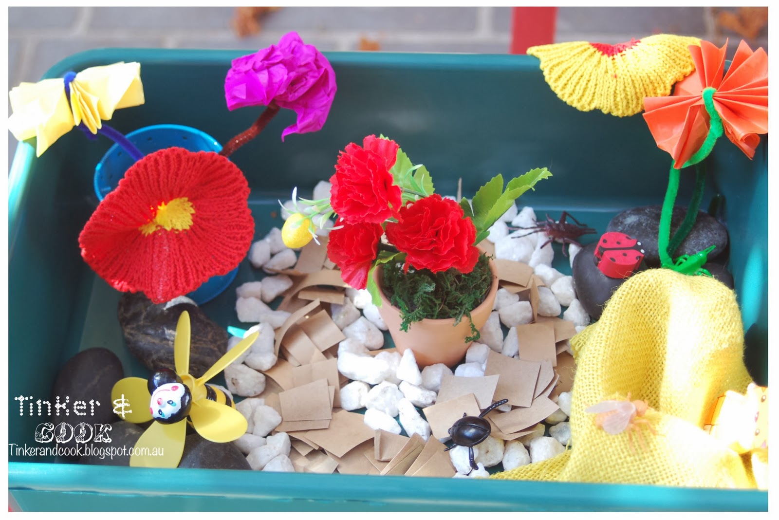 Tinker and Cook: Sensory Boxes for Toddlers