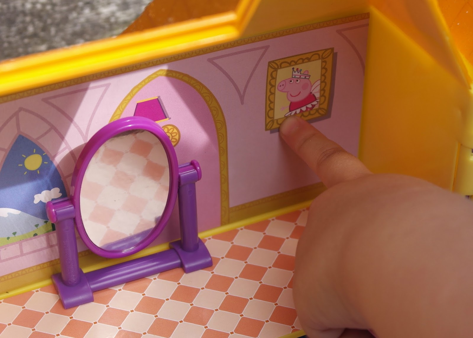 Princess Peppa's Palace - Review | Red Rose Mummy