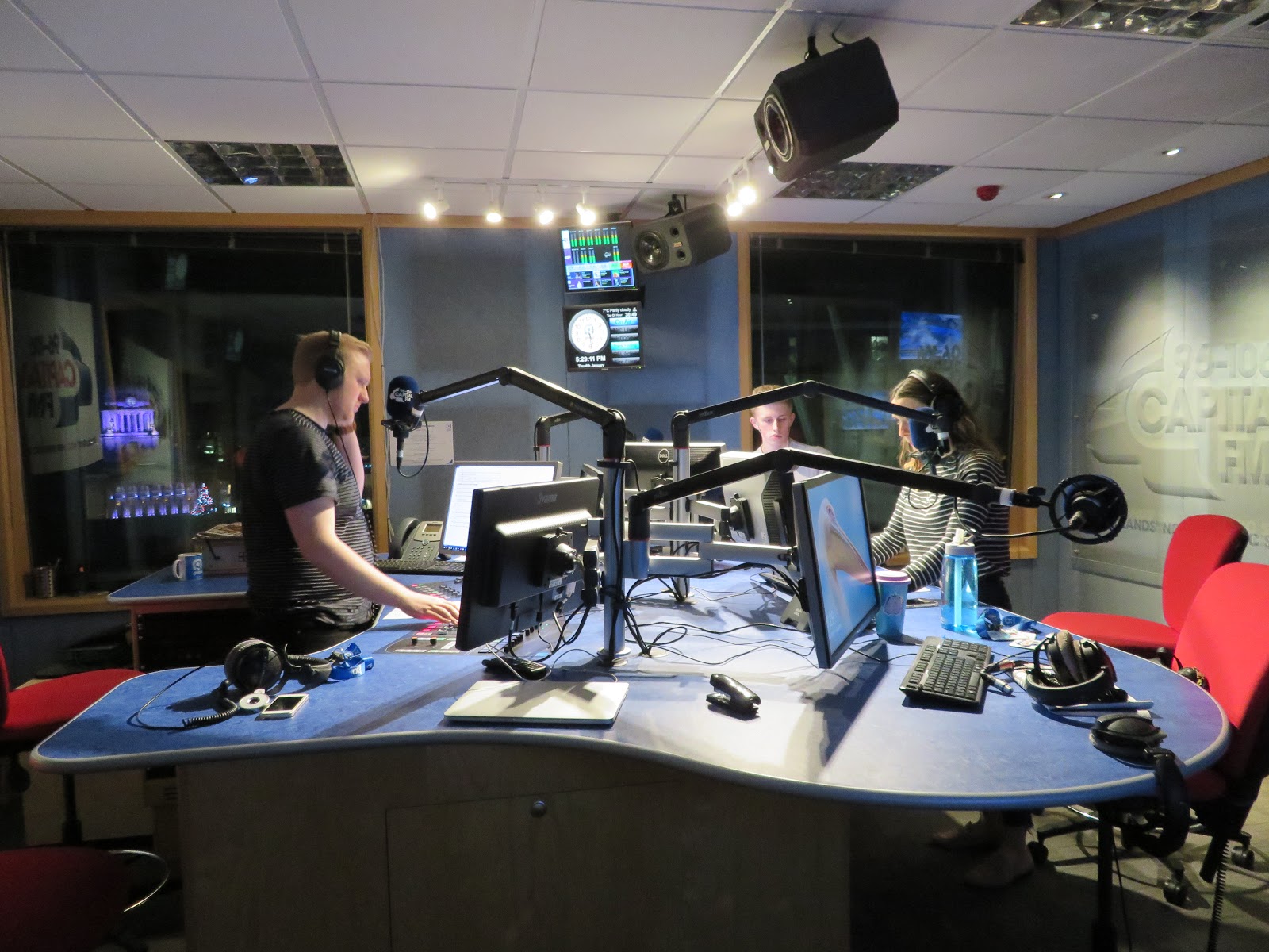 Capital Fm Studio - LISA SNOWDON Leaves Capital FM Studio in London - HawtCelebs - Capital ...