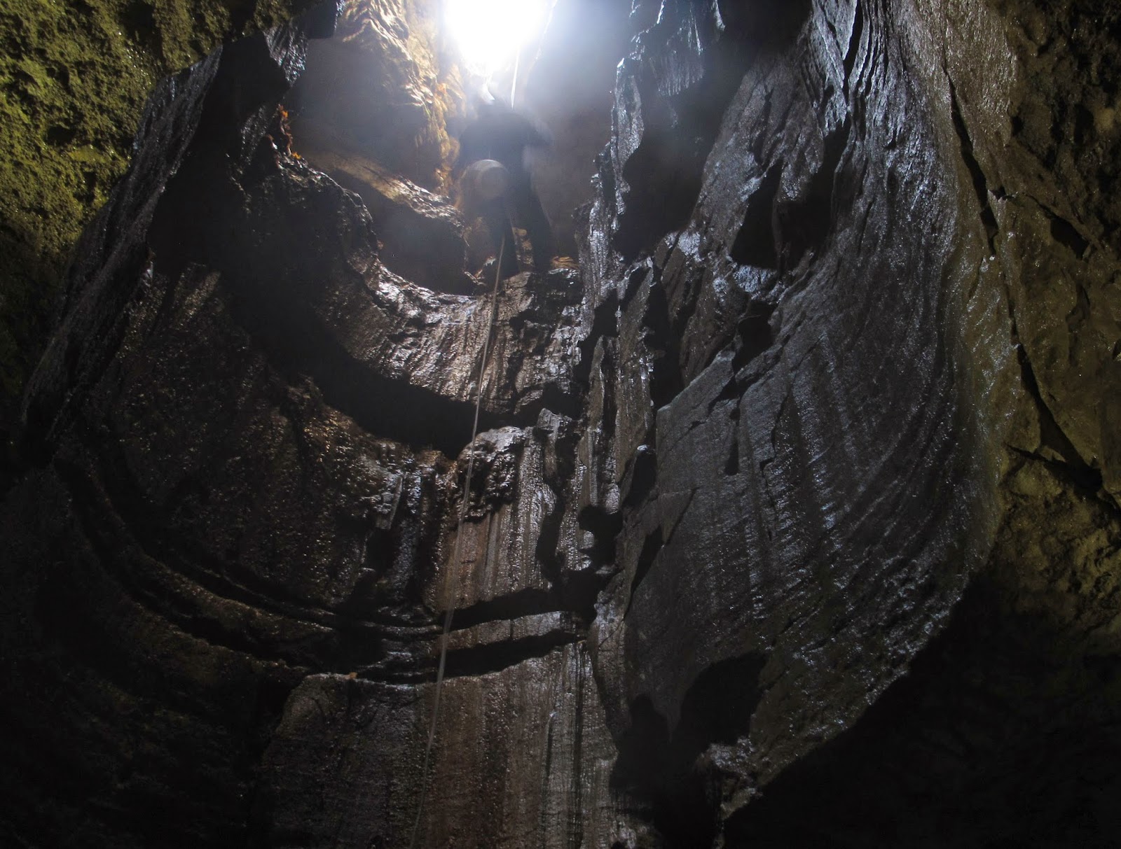 JEAGER PIT CAVE & LOST VALLEY DIG - ADAM HAYDOCK