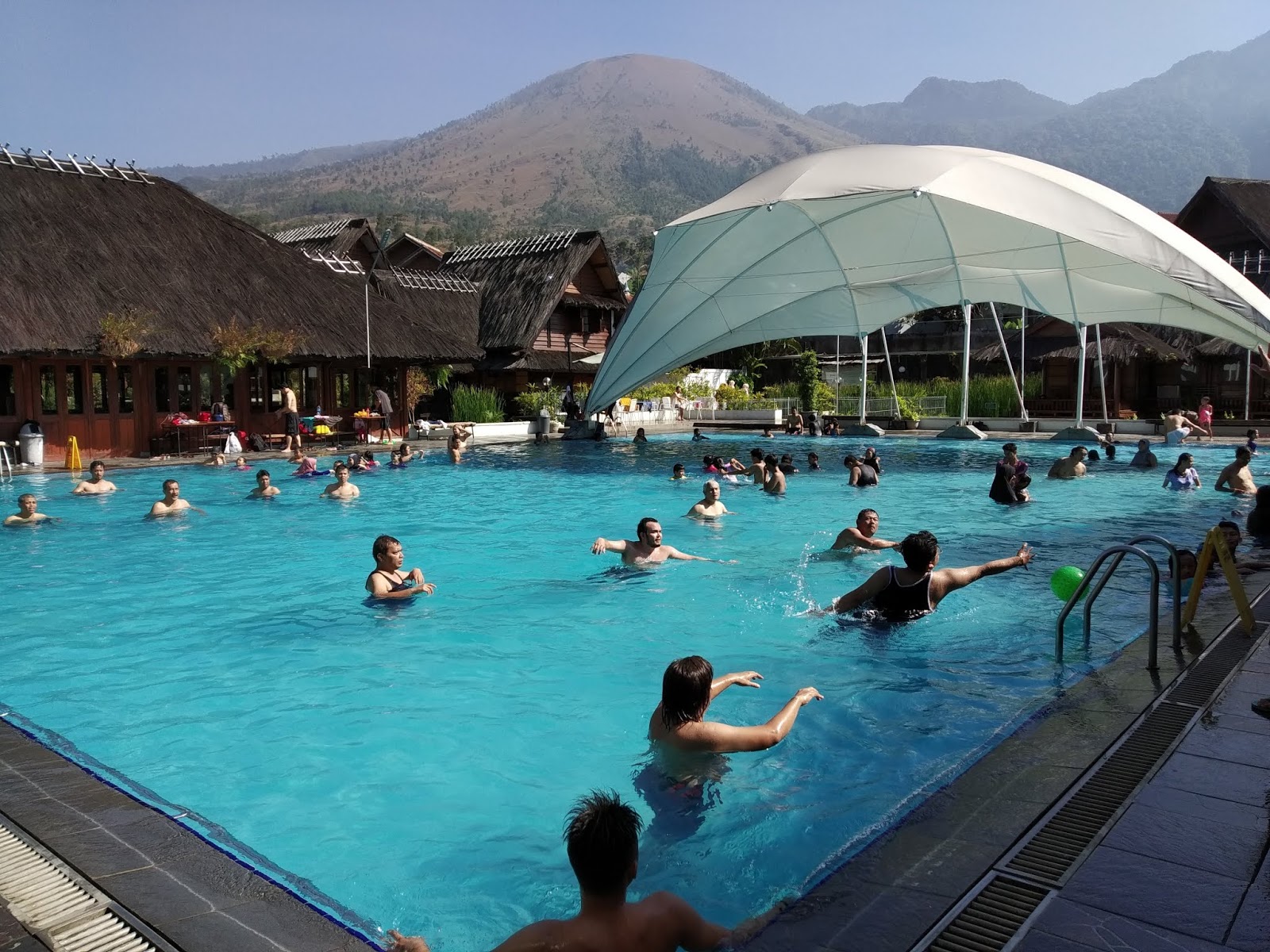 5 REKOMENDASI KOLAM AIR HANGAT TERBAIK DI GARUT | OUTBOUND GARUT