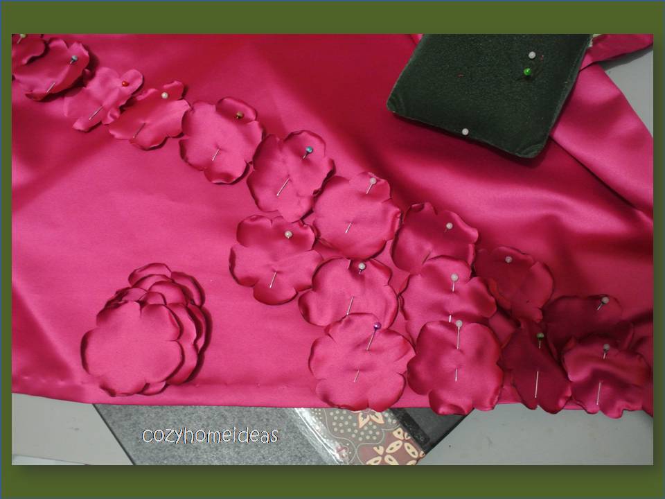 Wow 25+ Gambar Bunga Hiasan Baju - Gambar Bunga Indah