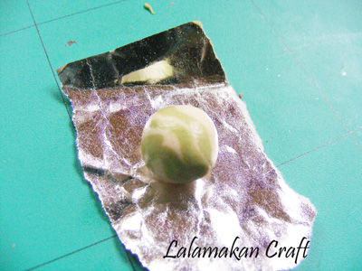 Creativity Tutorial: Membuat Bross Batu Saphir Hijau