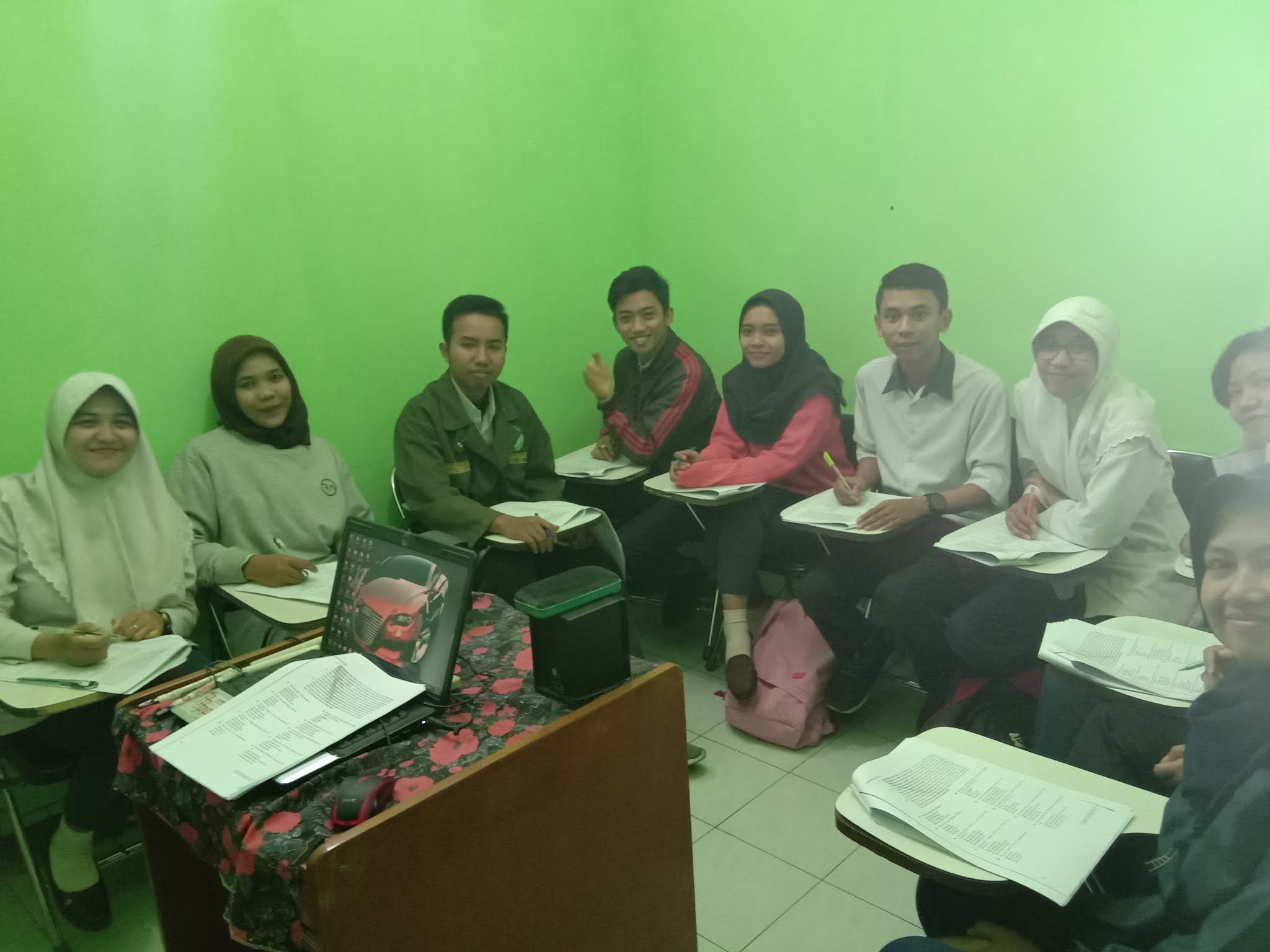 NEW MIEC (Malang Intensive English Course)