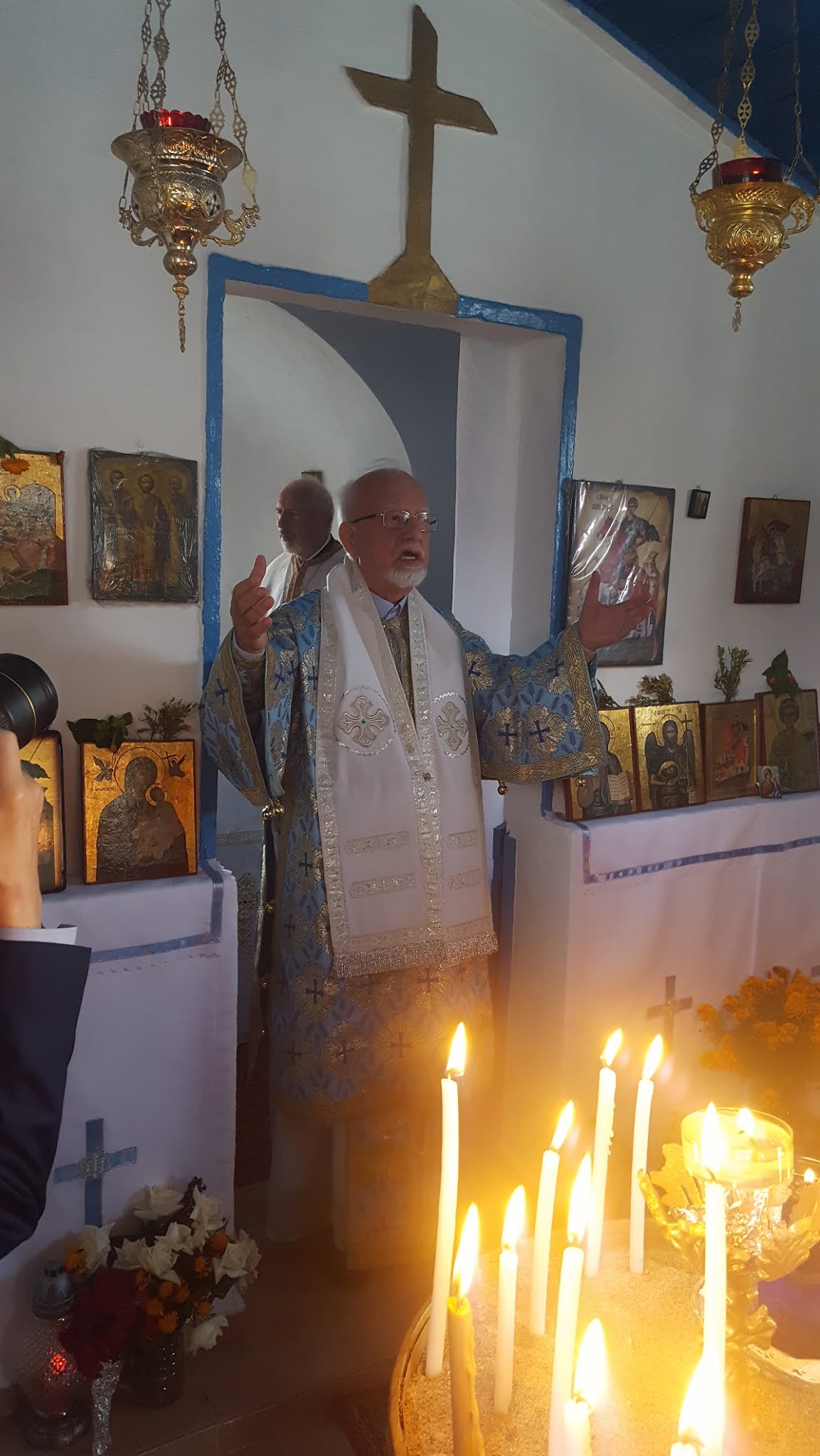 ΦΩΣ ΦΑΝΑΡΙΟΥ: Ο ΠΑΤΡΙΑΡΧΗΣ ΣΤΟΝ ΑΓΙΟ ΔΗΜΗΤΡΙΟ ΒΙΓΛΗΣ ΣΤΑ ΑΓΡΙΔΙΑ ΓΙΑ ...