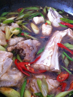 Passion to Cook: Braised Fermented Black Bean Leather Jacket Fish with Leek