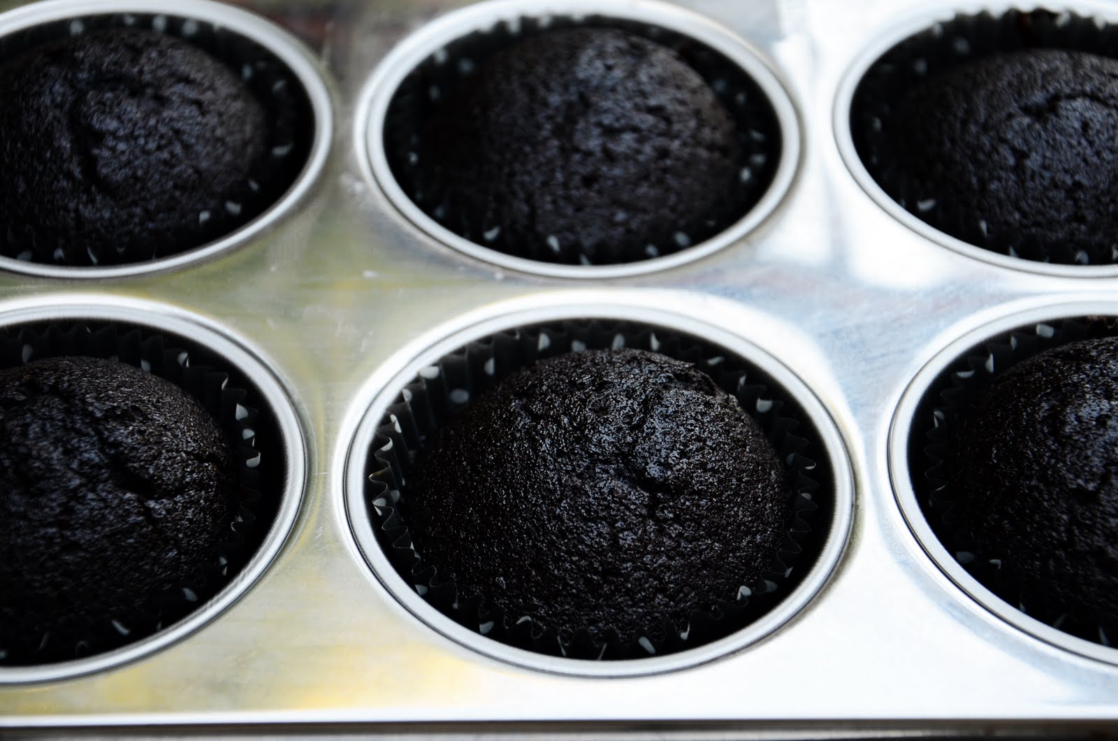 p.s.♡: tasty tuesday: mocha cake (and cupcakes!)