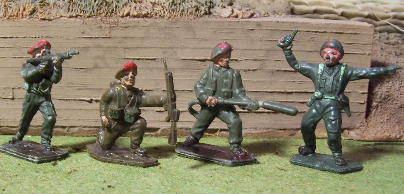 WWII Plastic Toy Soldiers: Lone Star - Toy Soldiers