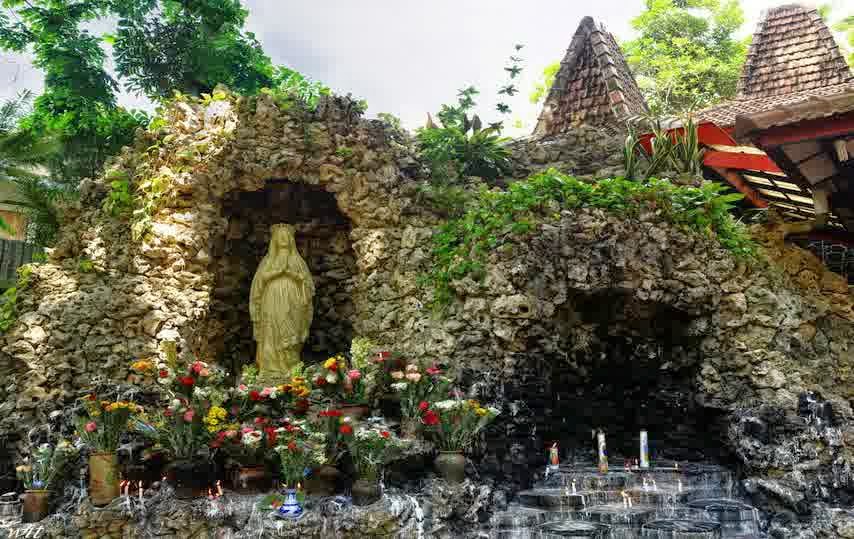Indonesiaku: Cave Of Maria Sendang Sono