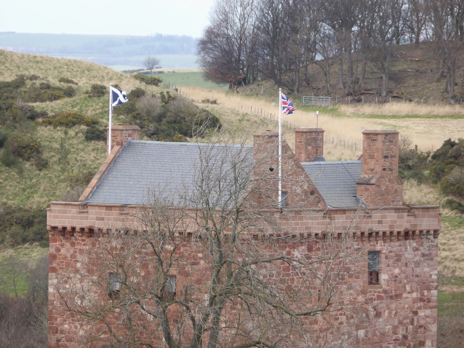 MTB Innerwick Stravaiger: The Goblin Ha' - Yester Castle.