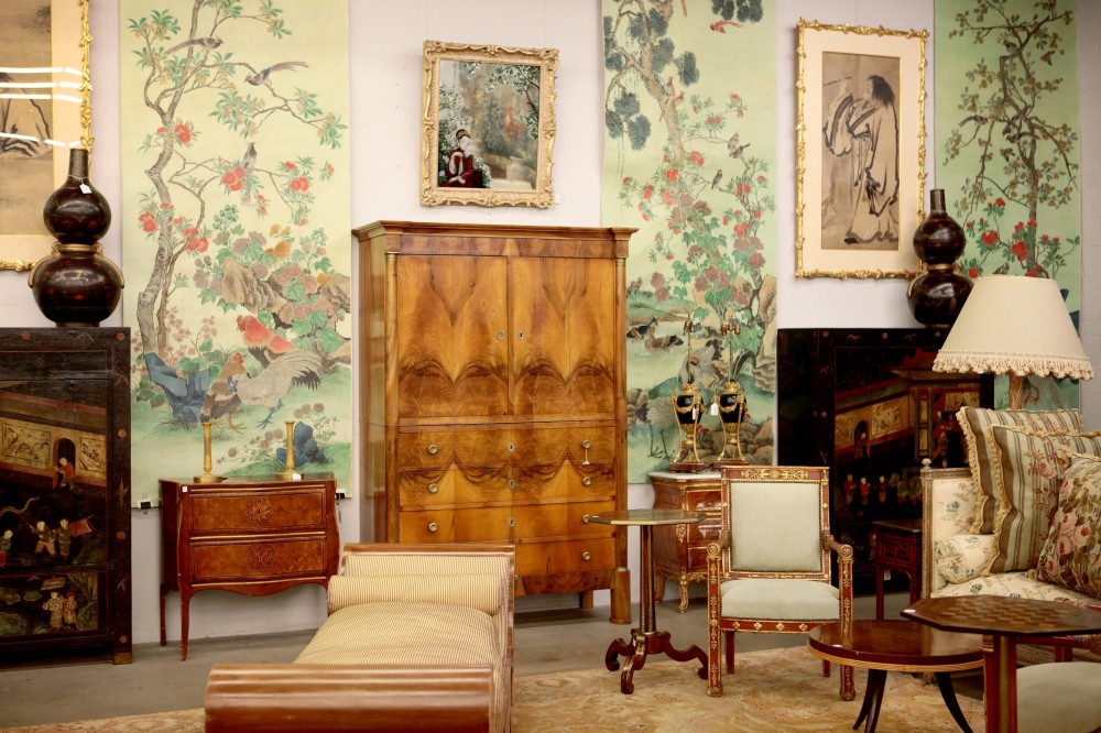 PR Pocket: Andrew Jones Auctions' first Collections Curated by ...