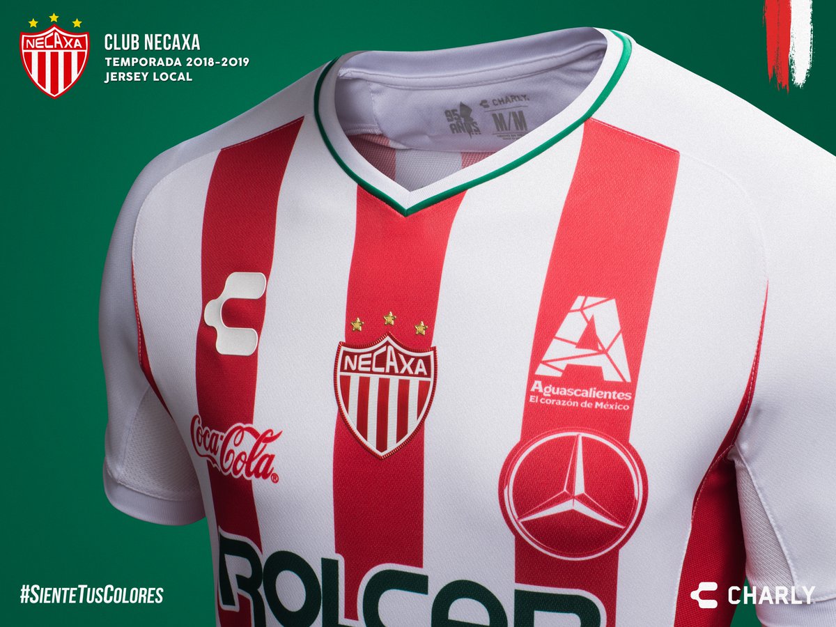 Charly apresenta as novas camisas do Club Necaxa - Show de Camisas