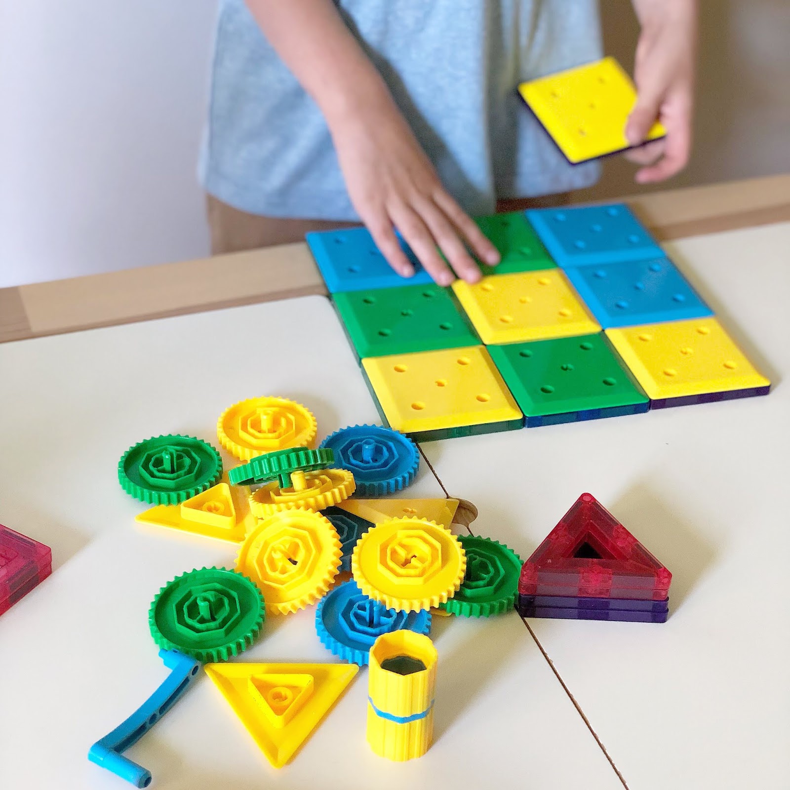 Find the Little Mind: Picasso Tiles Gear Spinning Add-On