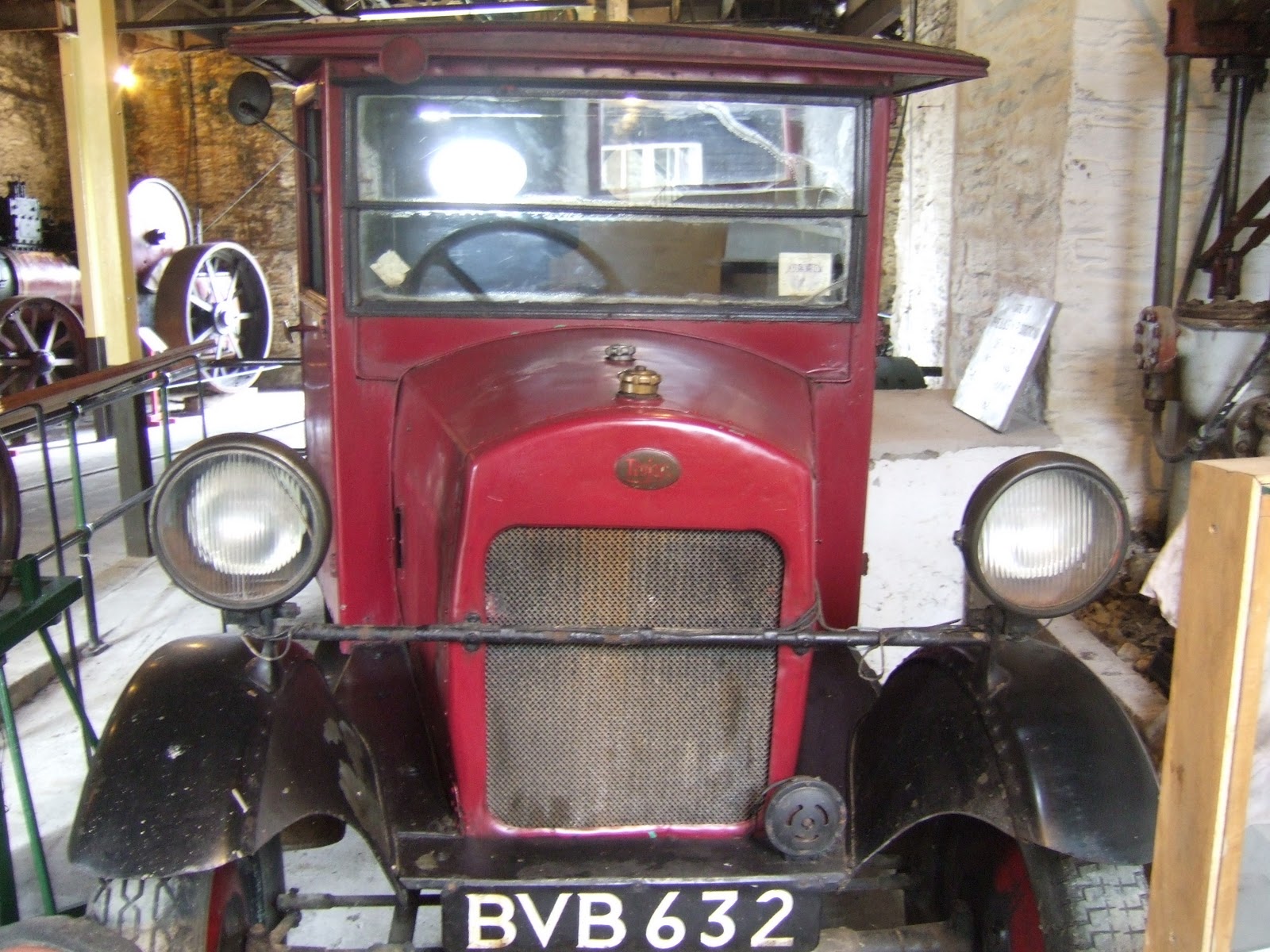 Engine Punk: Vintage Thing No.12.2 - The Trojan Utility engine again