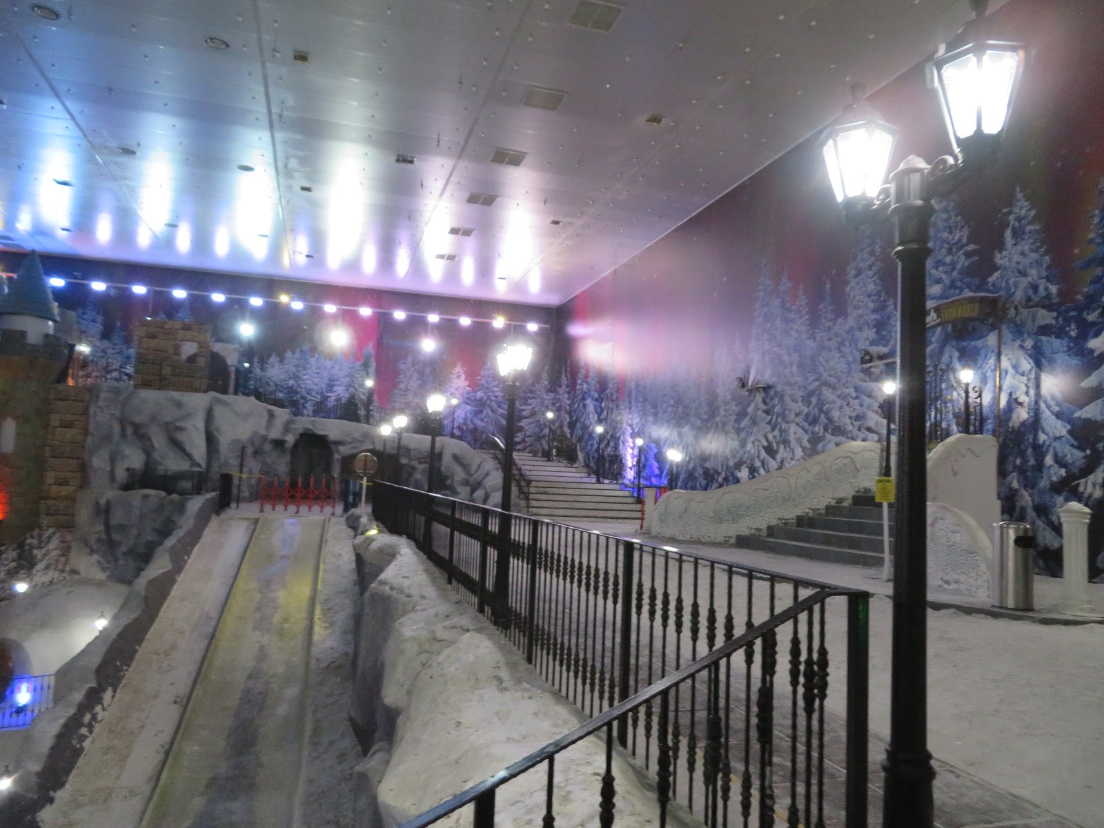 Kee Hua Chee Live!: SNOW WORLD AT RESORTS WORLD IS THE ONE AND ONLY ...
