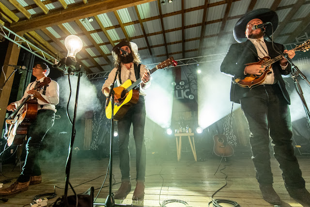 The Dead South / Wood & Wire @ Atomic Cowboy Pavilion, St. Louis, MO ...