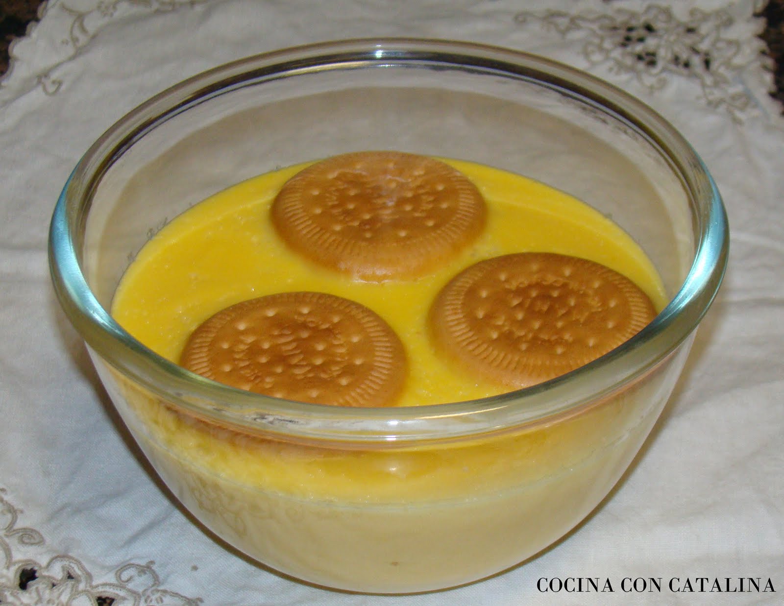COCINA CON CATALINA: Natillas con Galletas. PostRe del Domingo en CAMPILLOS