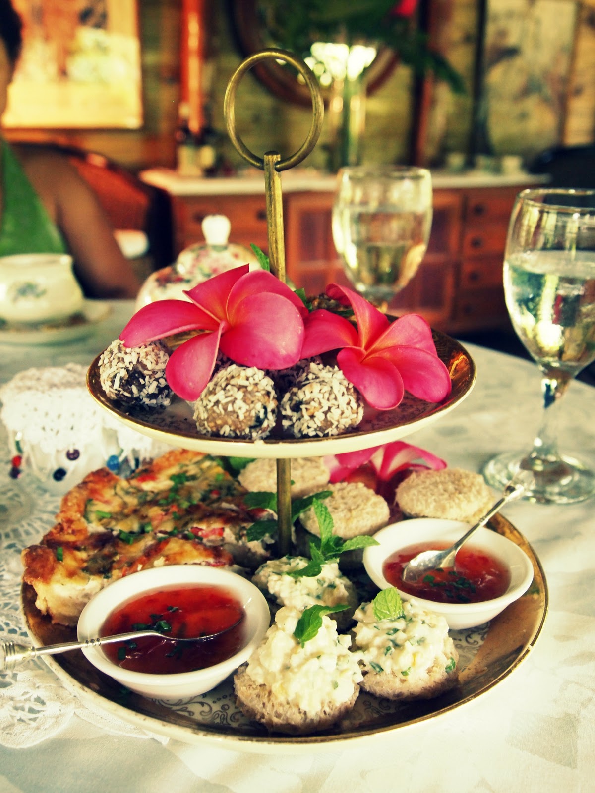 Falala Mele: High Tea in Samoa