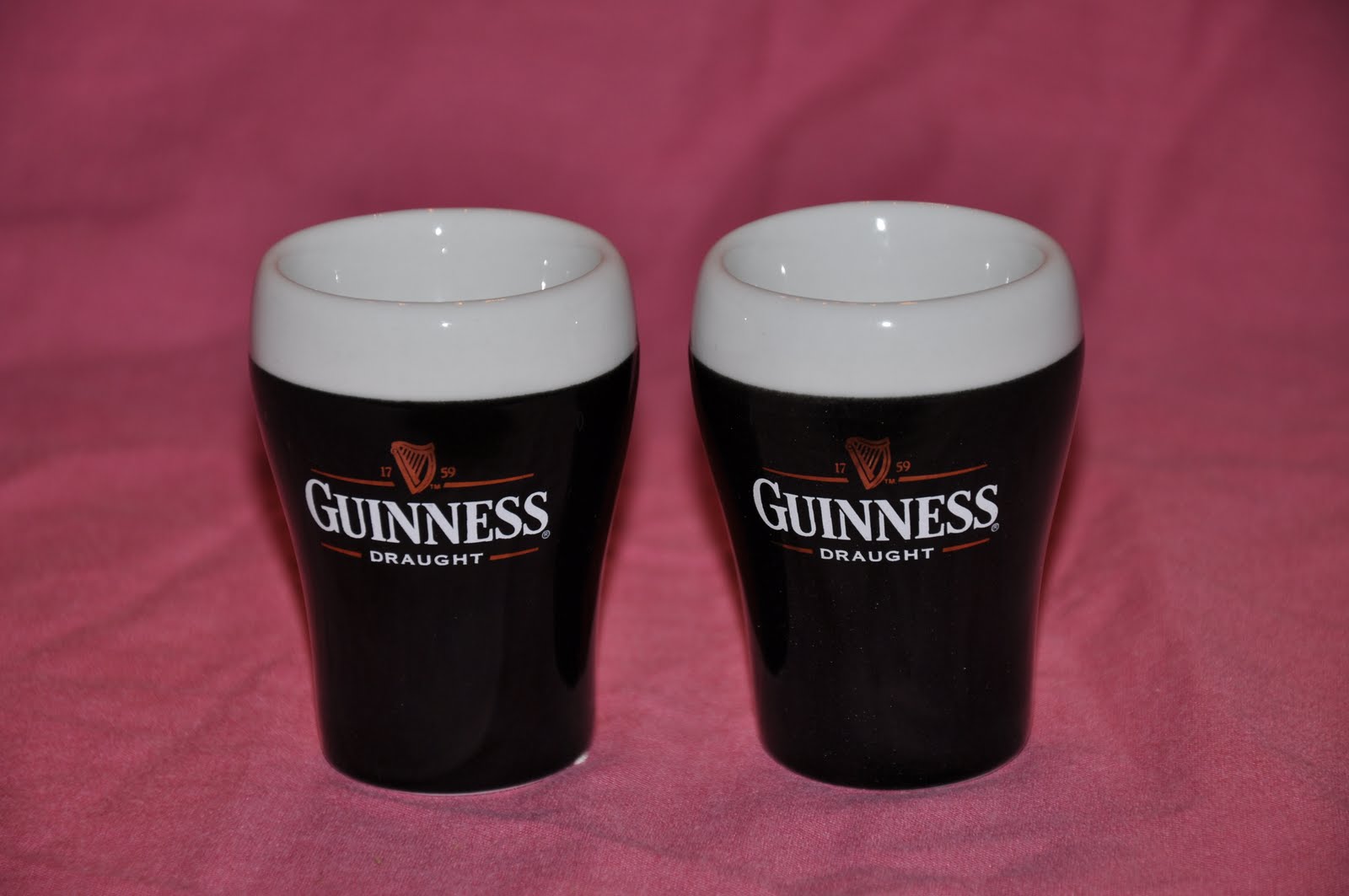 Guinness Collection: Labels, Carlton Ware, Wade, Gilroy, Doctors Books ...