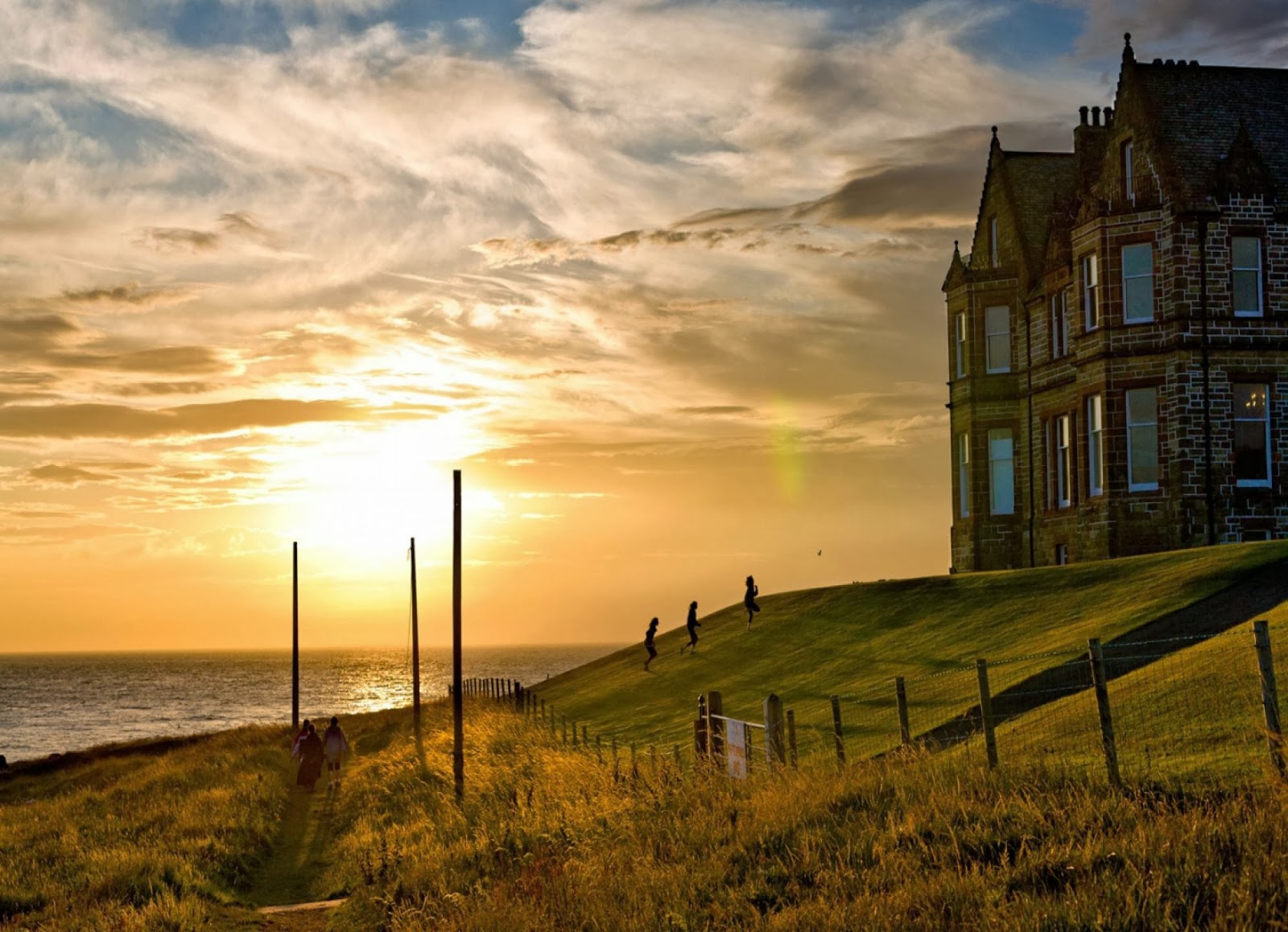 Beautiful Wallpapers: Amazing sunset Fb covers