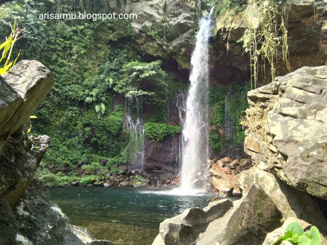 Curug Telu (waterfall), Karangsalam-Baturraden