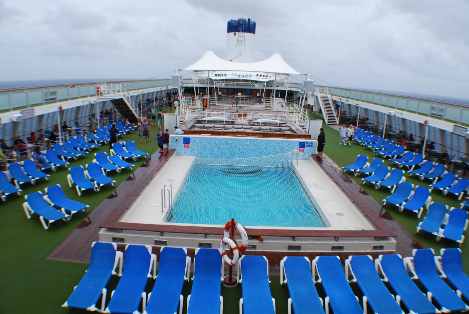 Food Trek Reviews: P & O Pacific Dawn Cruise Ship