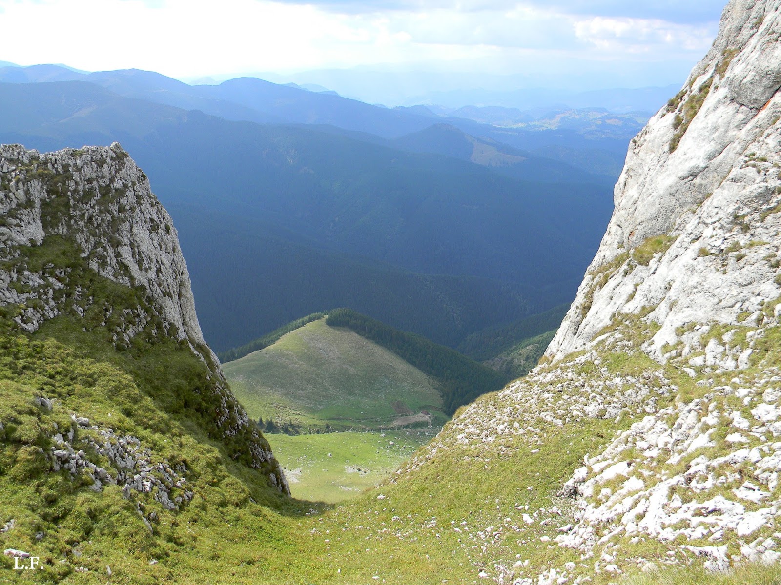Blog de Calatorii si Drumetii Montane.: Pe Strungile Mari si Coltii ...