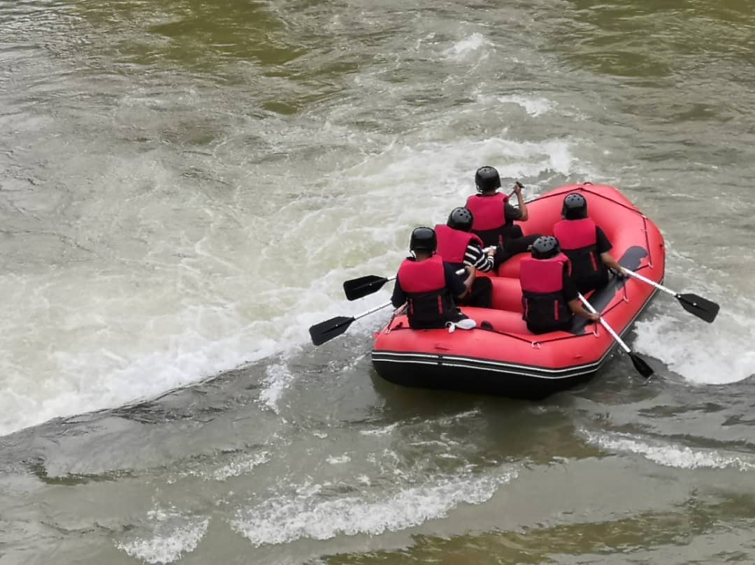 Sungai Selama River Cruise Rafting Di Selama Perak
