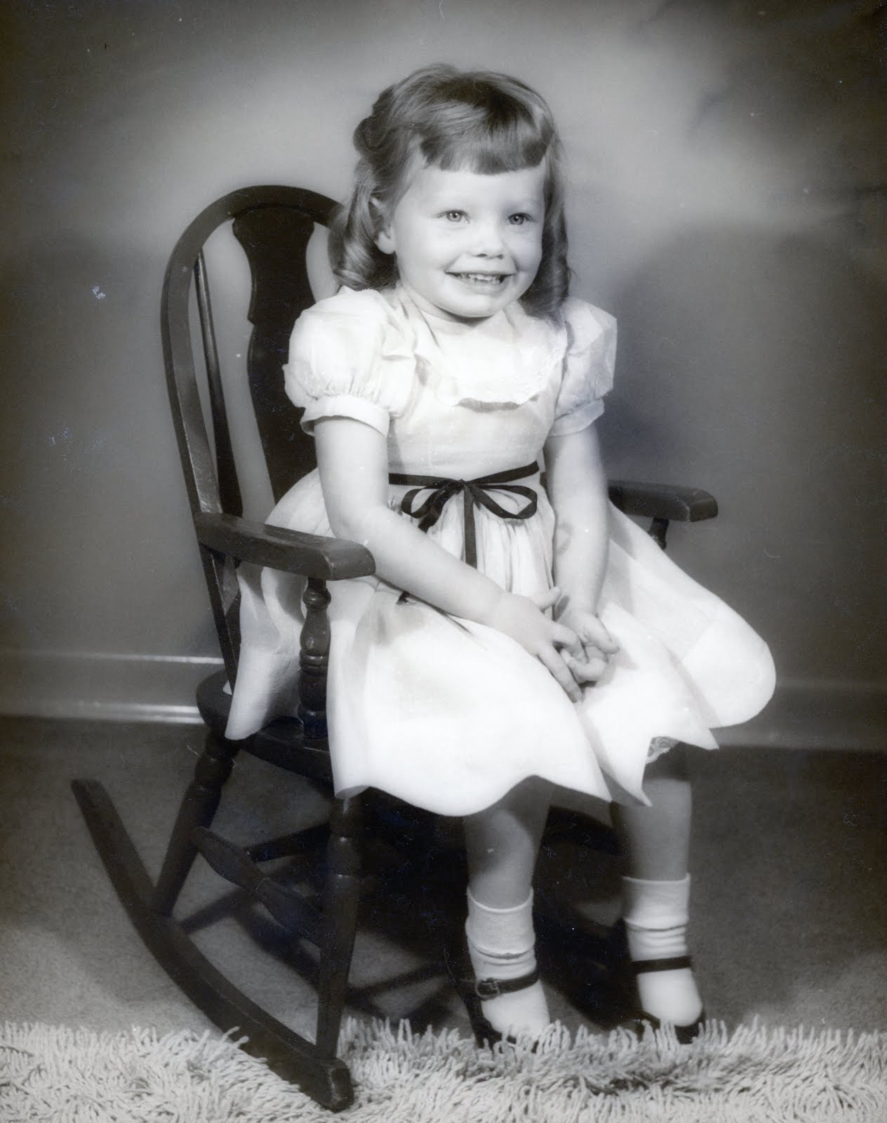 Notes and Stitches: Janis Smith: Life Sketch