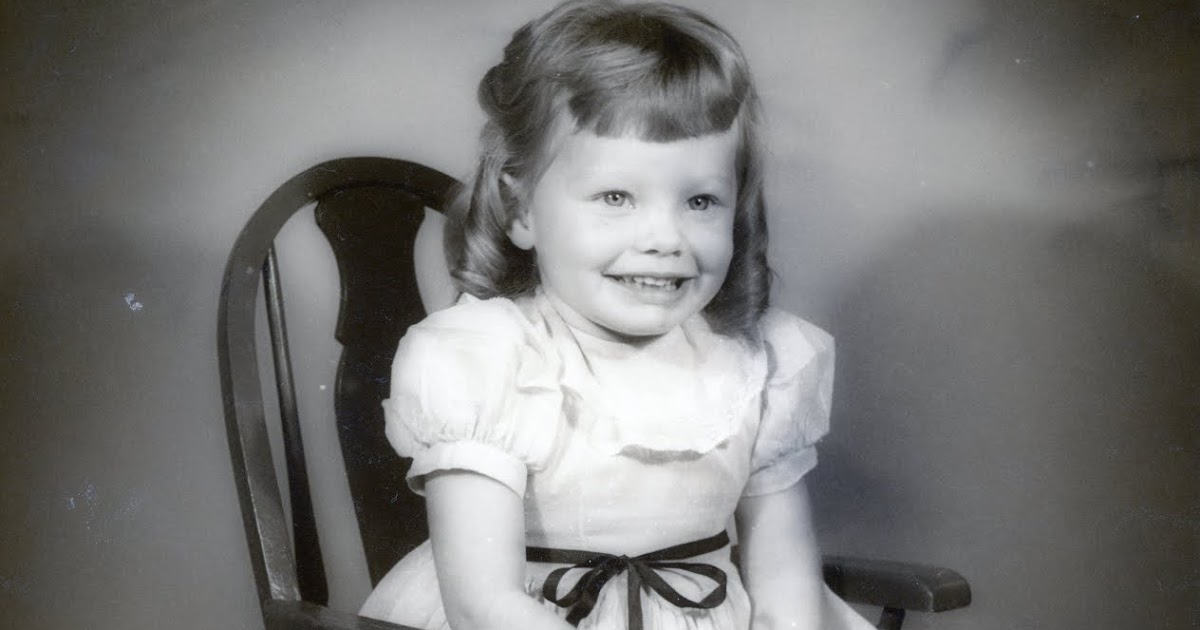 Notes and Stitches: Janis Smith: Life Sketch