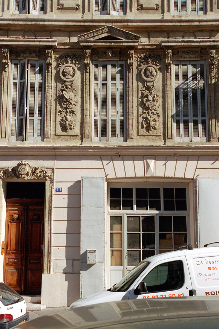 Marseille, ville sculptée 2: Immeuble Aldebert (Émile Aldebert sculpteur)