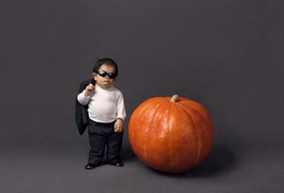 Amazing News Update: 7 Short of The Most Famous Man in The World